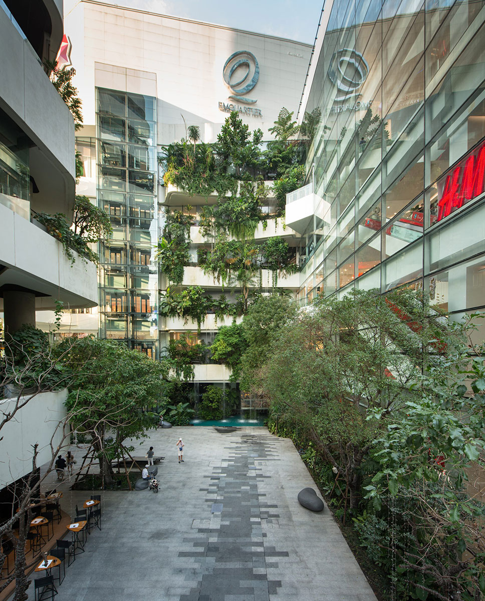 Experience: EmQuartier