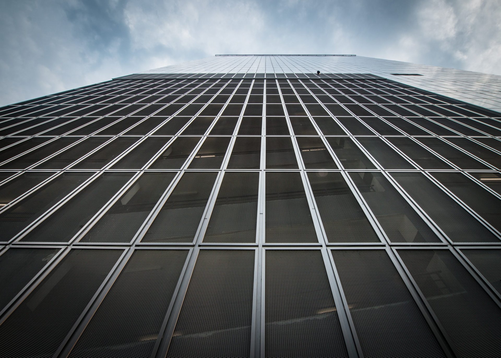 Experience: Shinawatra Building (SC Tower)