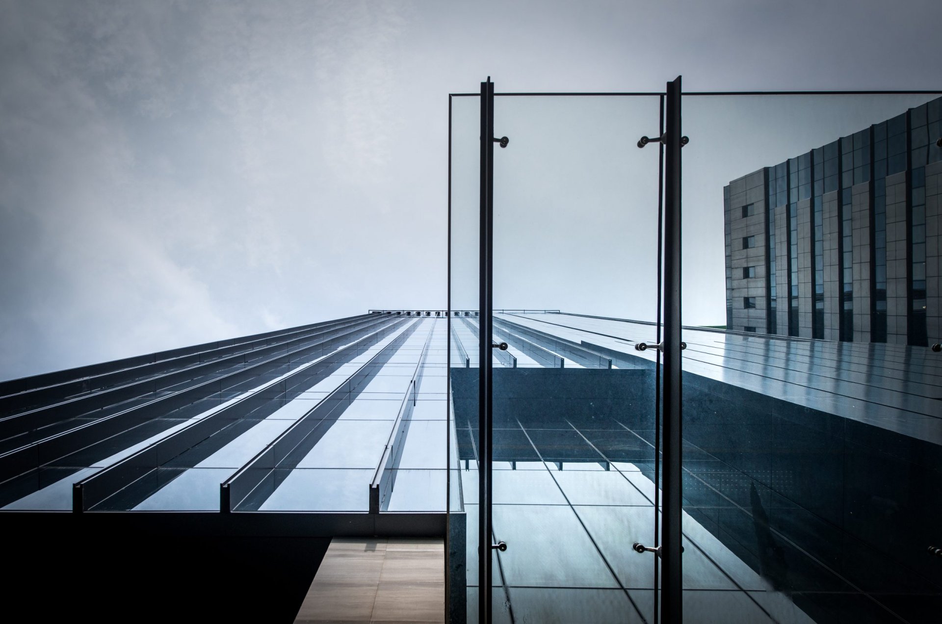 Experience: Shinawatra Building (SC Tower)